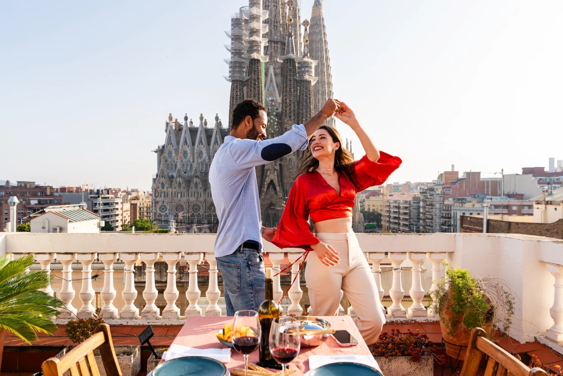 Living in Spain in 2025: Pros and Cons, Navigating Daily Life