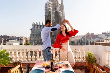Living in Spain in 2026: Pros and Cons, and Daily Life Tips for Expats